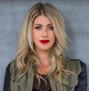 8 Things You Didn't Know About Kelly Rizzo - Super Stars Bio