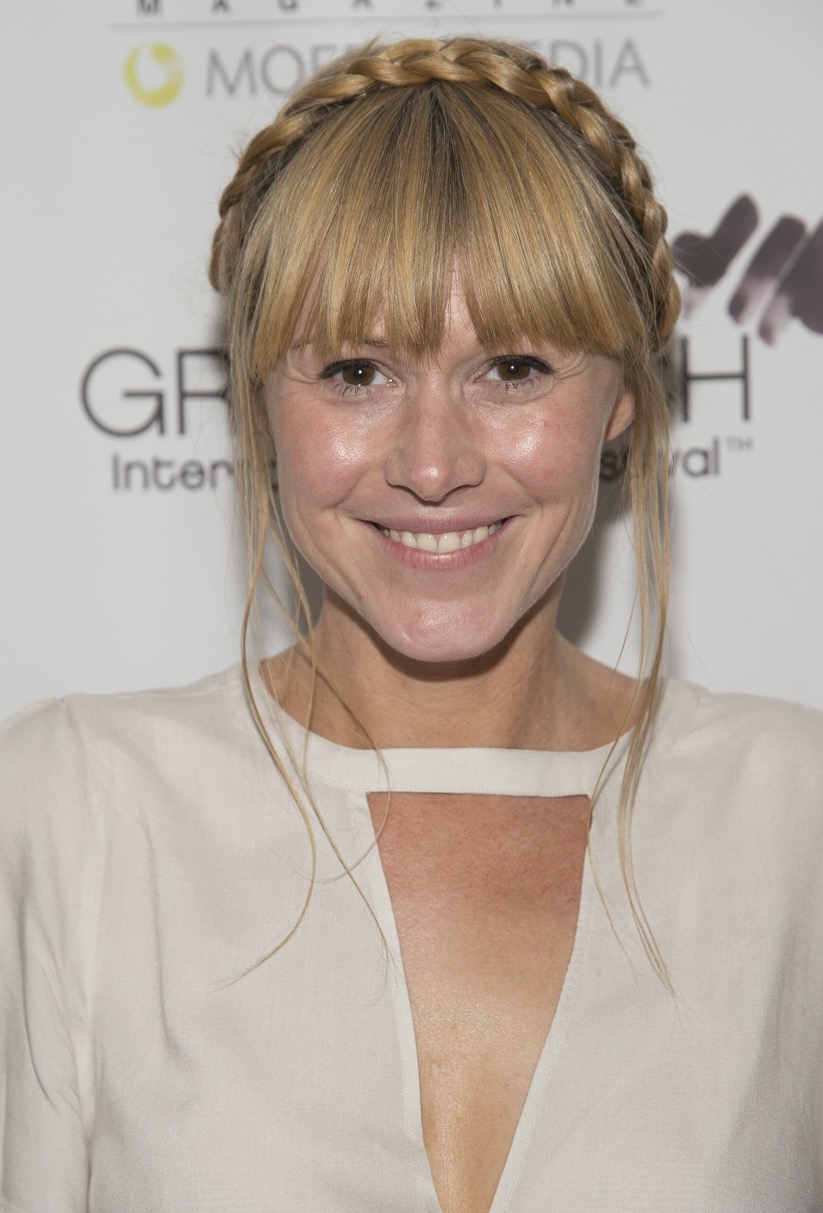 A Mouthful of Air Movie Cast, Actors, Producer, Director, Roles, Salary ...