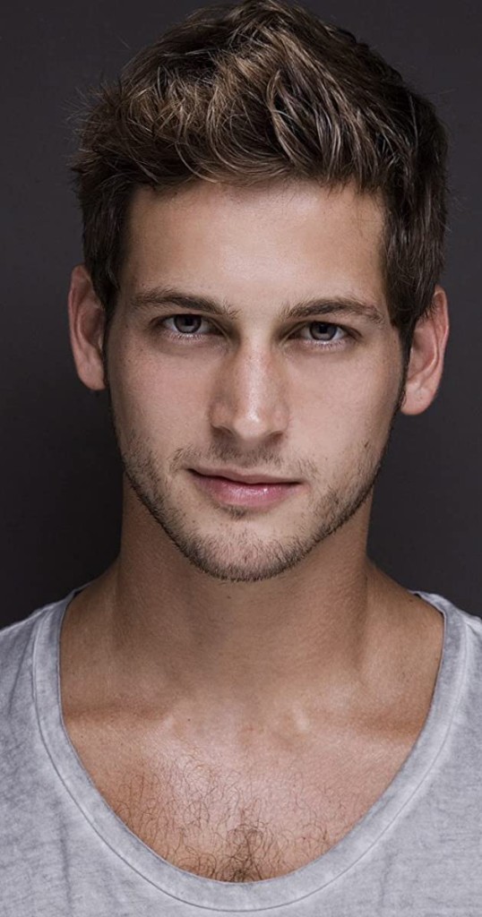 Single All the Way Movie Actors Cast, Director, Producer, Roles, Box ...