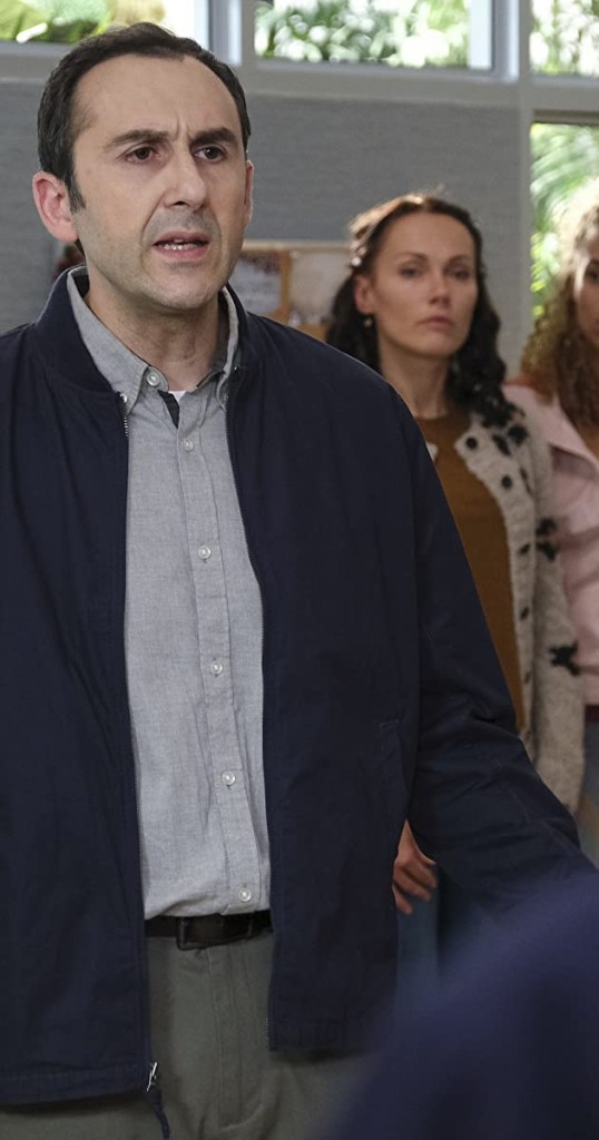 Love Hard Movie Actors Cast, Director, Producer, Roles, Box Office ...