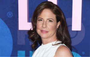 8 Things You Didn't Know About Robin Weigert - Super Stars Bio