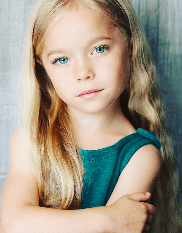 We Have a Ghost Movie Actors Cast, Director, Producer, Roles - Super ...