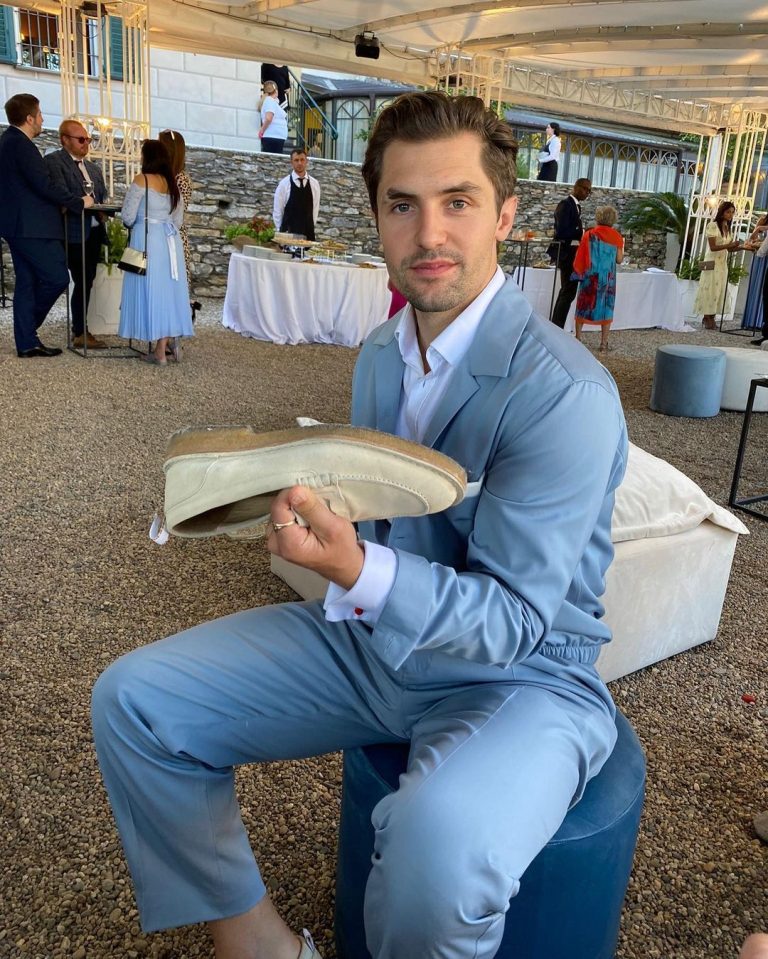 Phil Dunster - Biography, Height & Life Story | Super Stars Bio