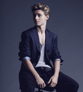 8 Things You Didn't Know About Callan McAuliffe - Super Stars Bio