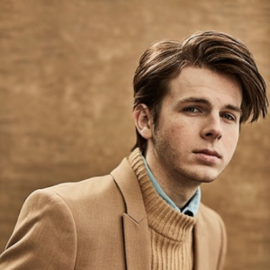 8 Things You Didn't Know About Chandler Riggs - Super Stars Bio