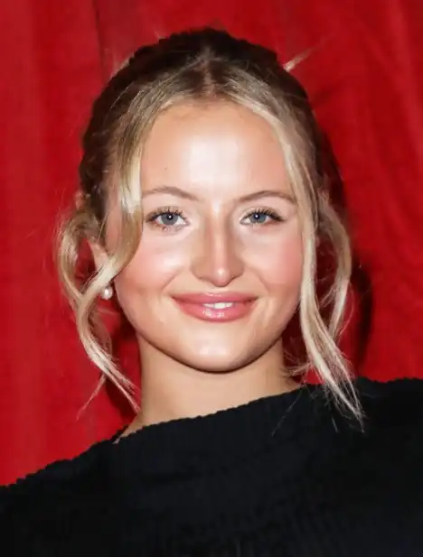 Daisy Campbell - Biography, Height & Life Story | Super Stars Bio