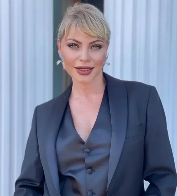 Seray Sever - Biography, Height & Life Story | Super Stars Bio