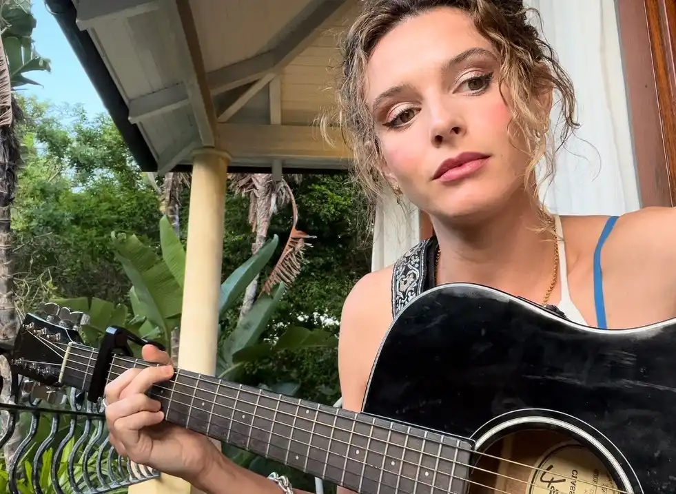 Georgia Flood - Biography, Height & Life Story | Super Stars Bio