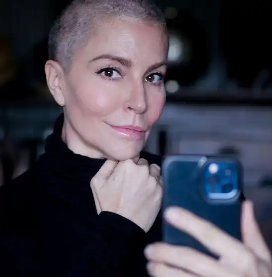 Simmone Jade Mackinnon - Biography, Height & Life Story | Super Stars Bio