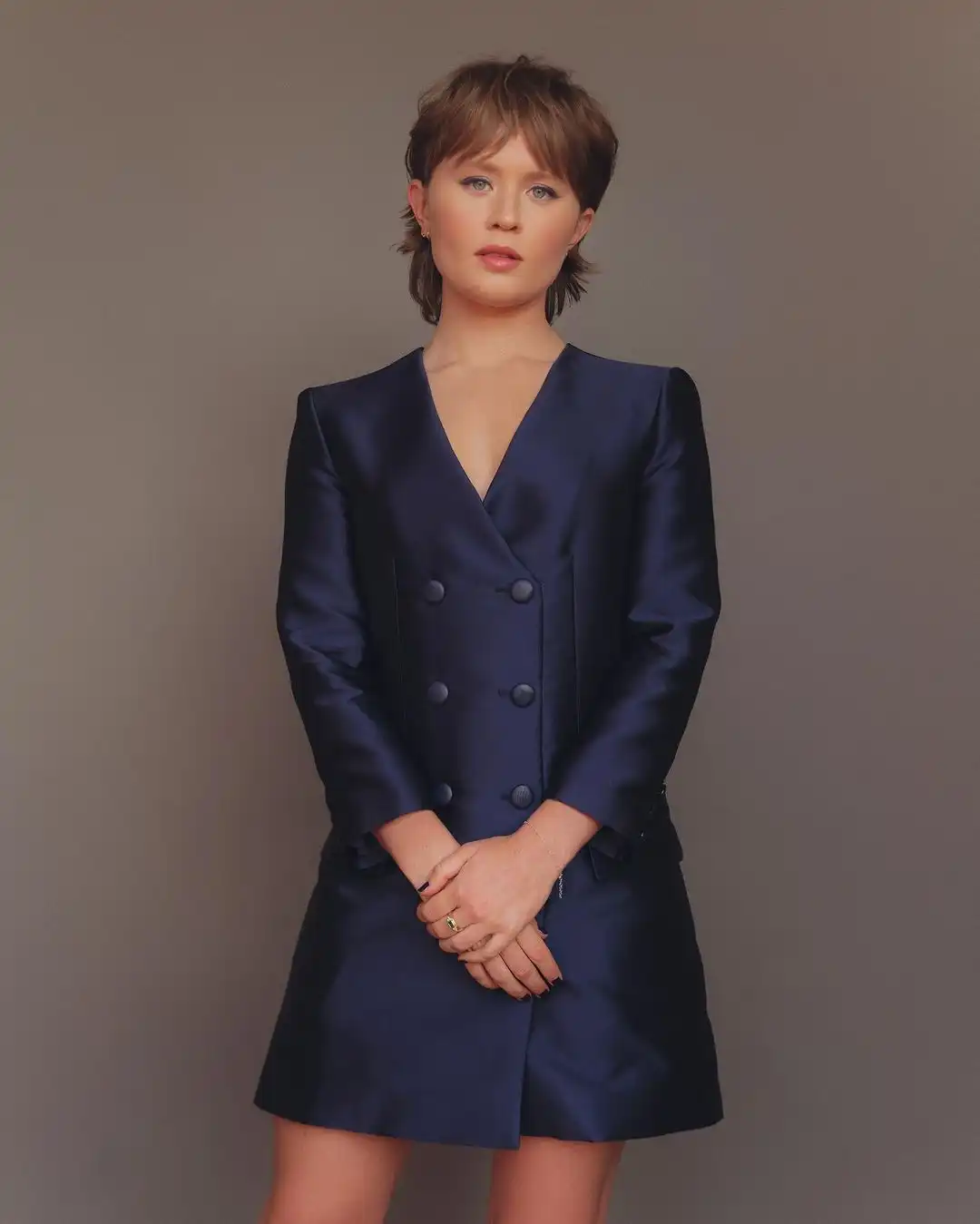 Eliza Scanlen - Biography, Height & Life Story | Super Stars Bio