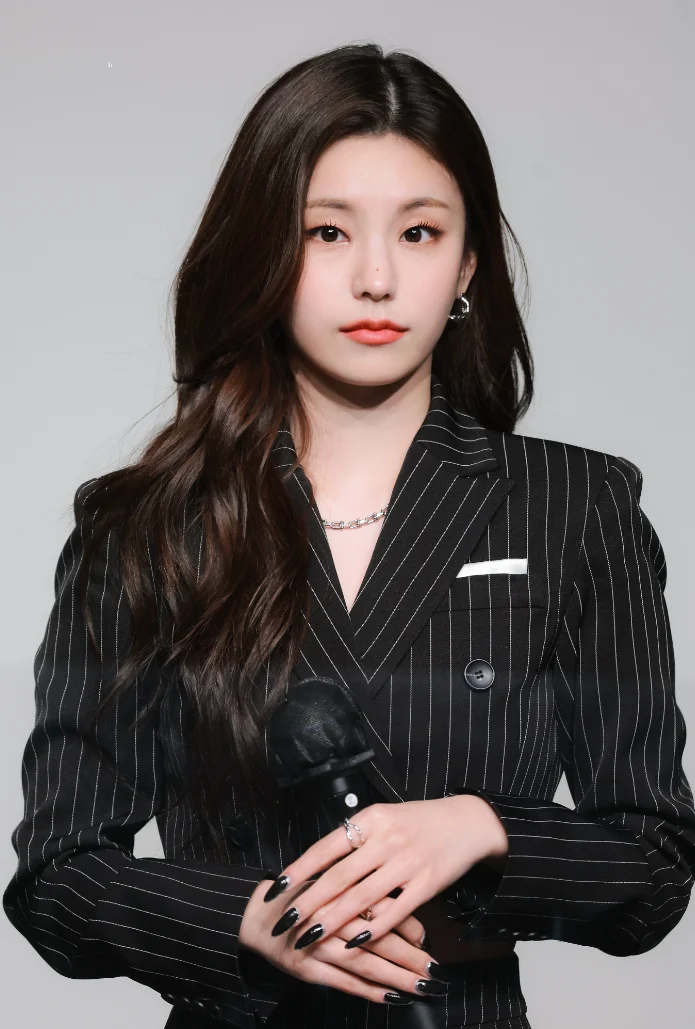 Yeji - Biography, Height & Life Story | Super Stars Bio