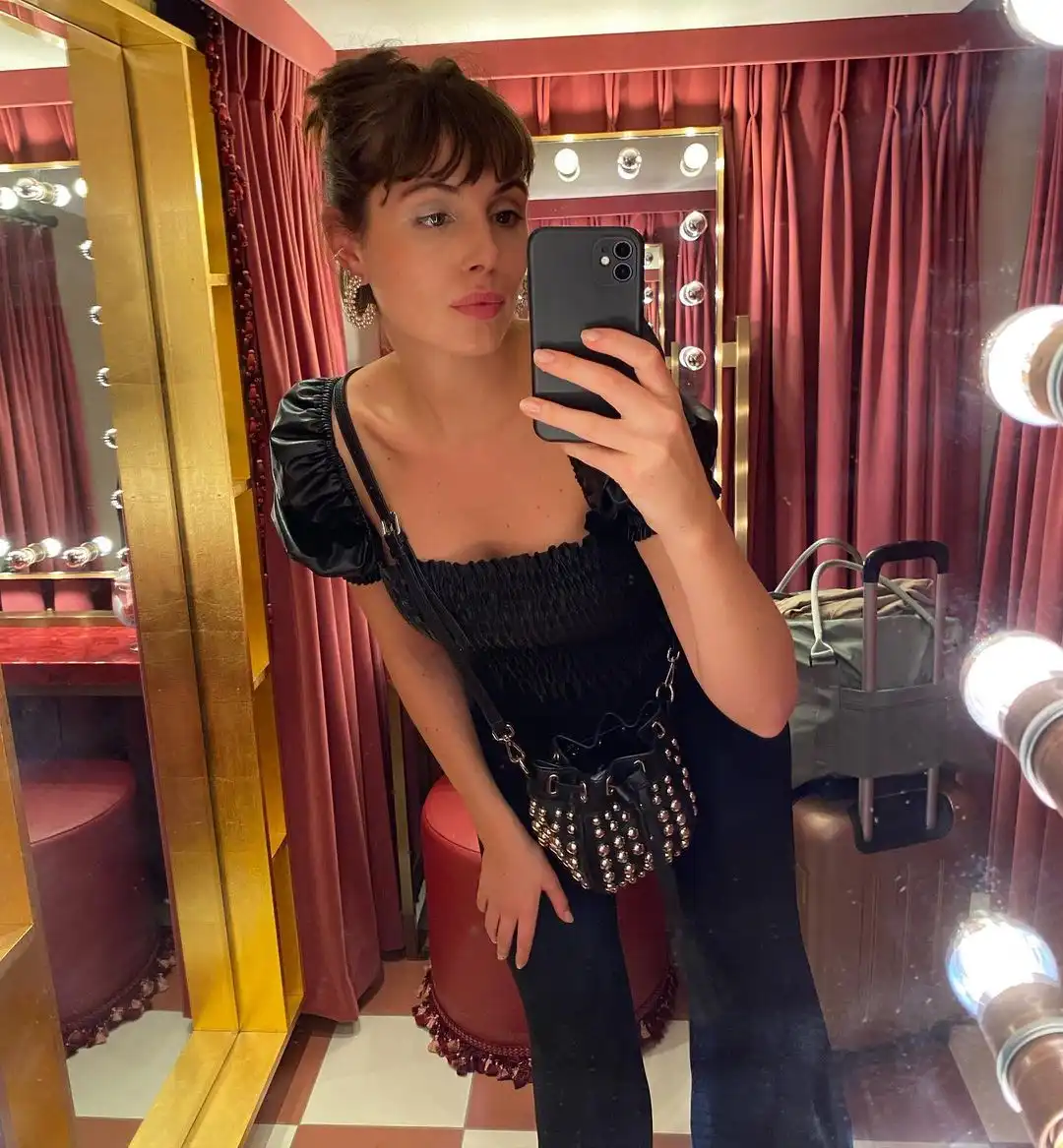 Genevieve Gaunt - Biography, Height & Life Story | Super Stars Bio