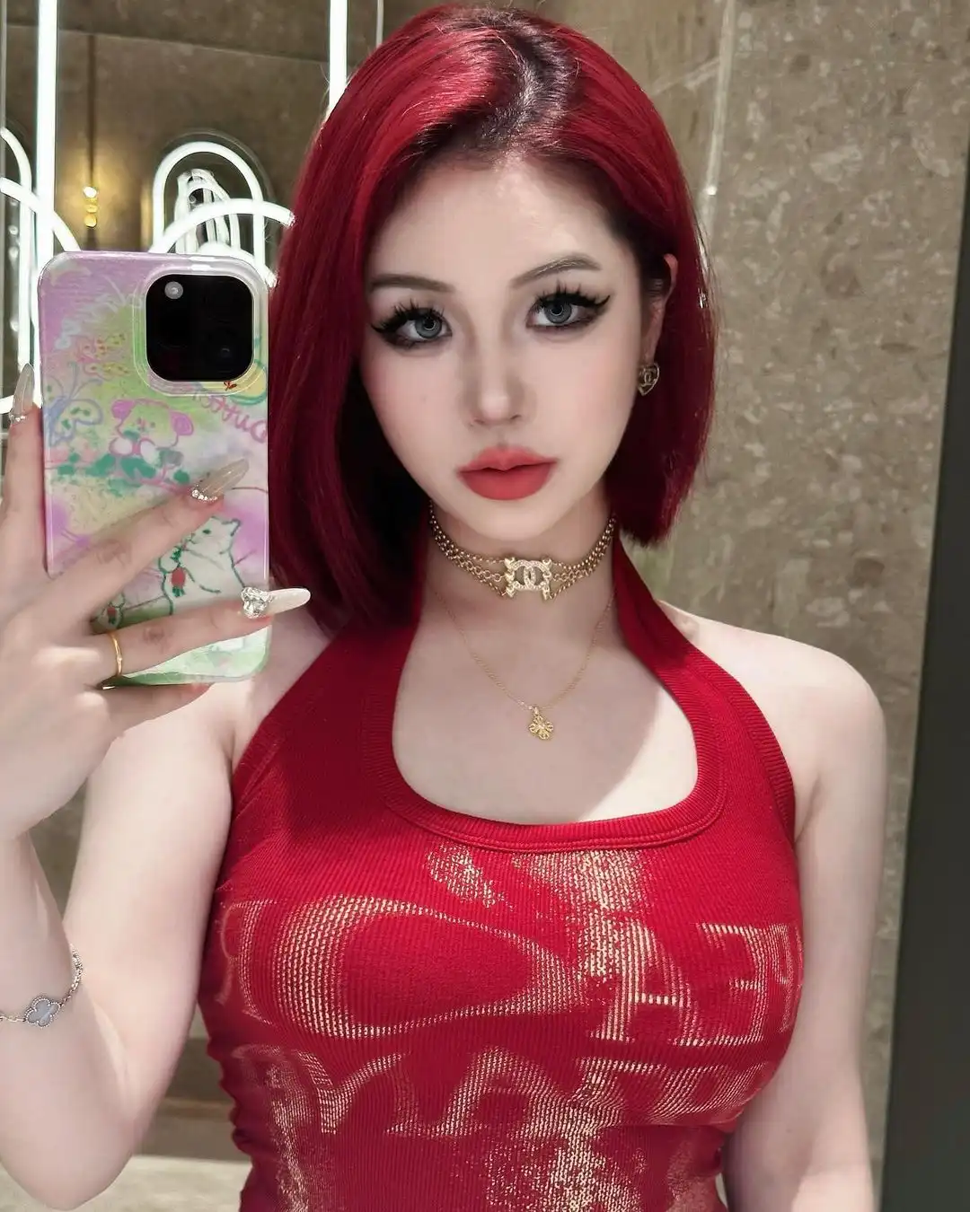 Wu Jingjing Gallery | Super Stars Bio