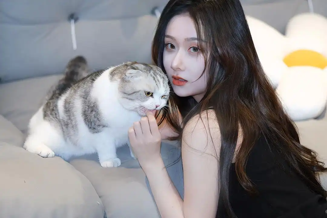 Xiyue Cao - Biography, Height & Life Story | Super Stars Bio