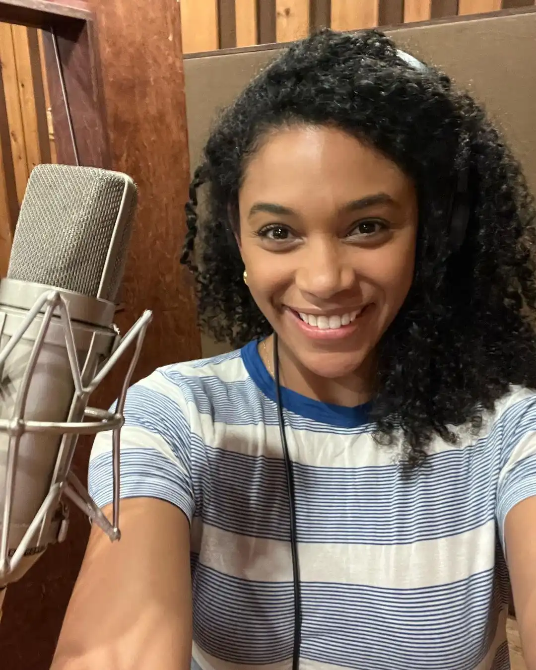 Vanessa Sears - Biography, Height & Life Story | Super Stars Bio